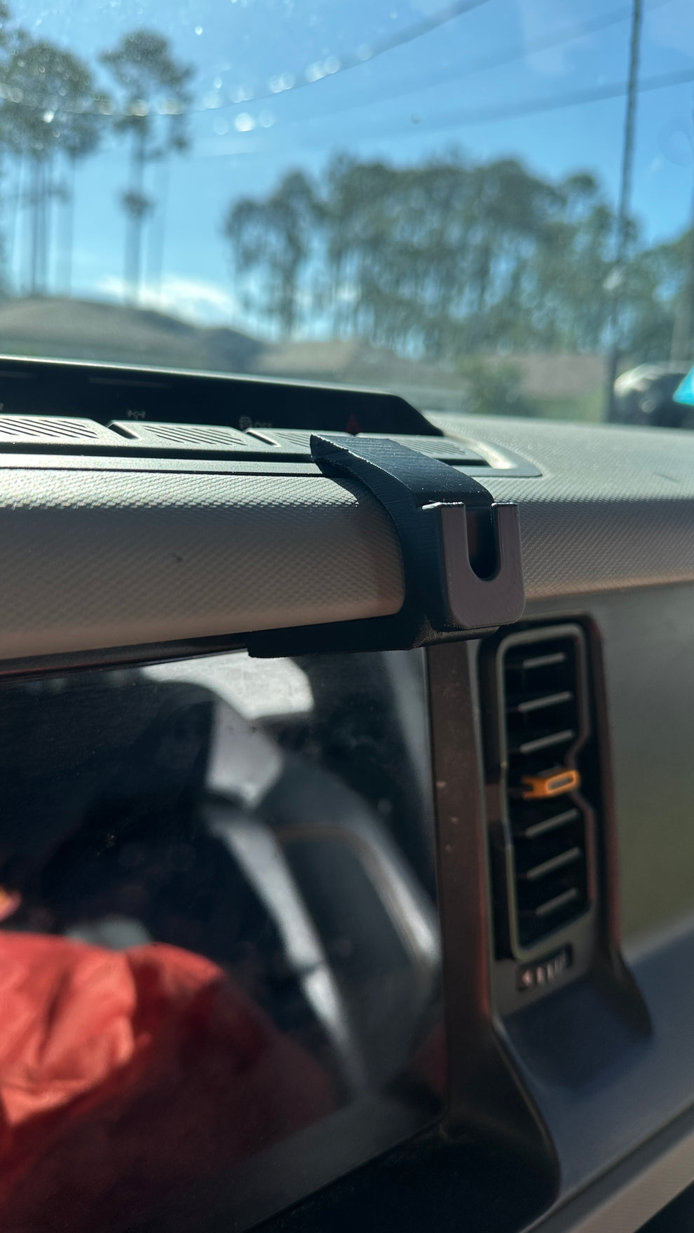 BronCOMM Dock – Bucking Adventures